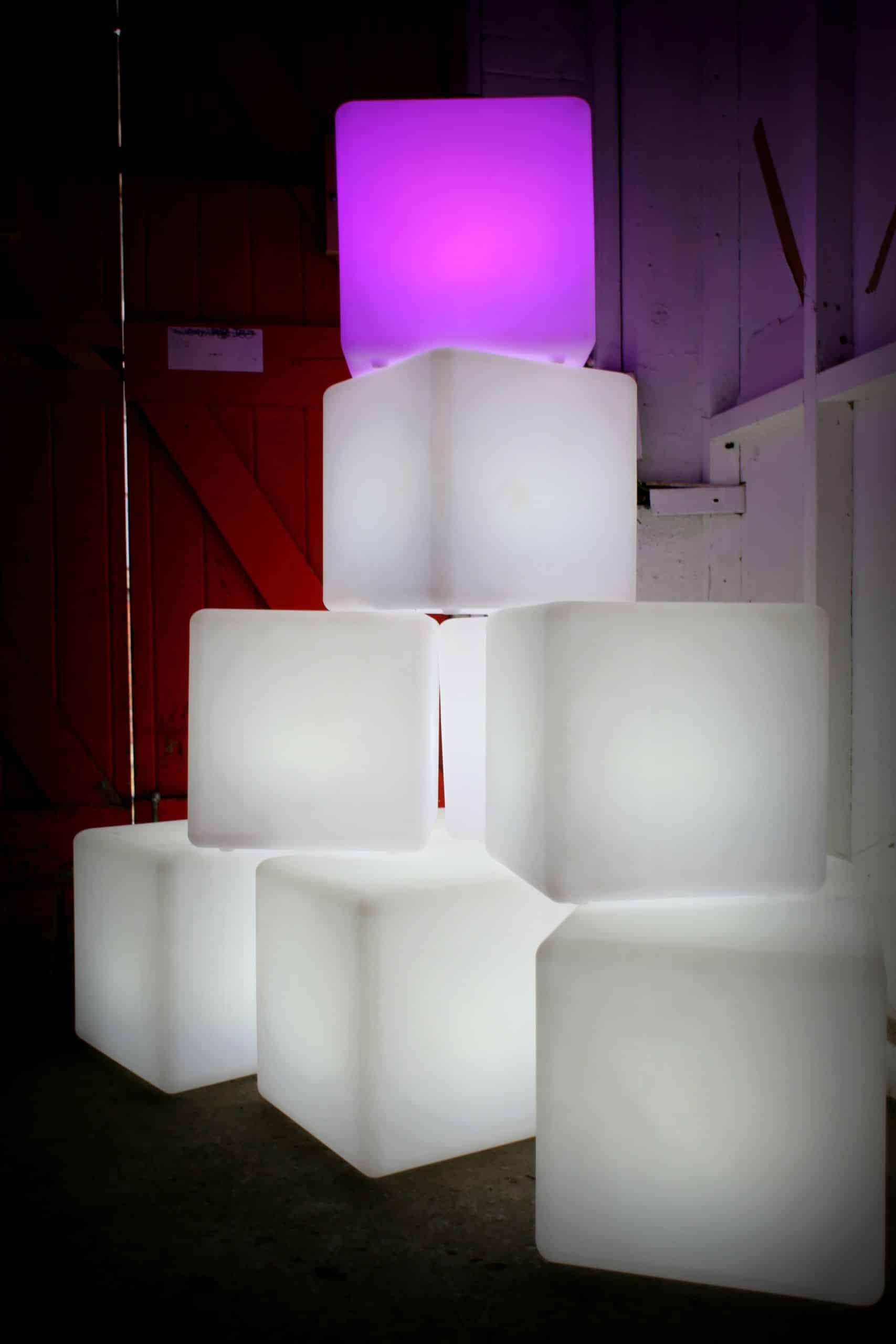Cube Lighting - Furniture On The Move